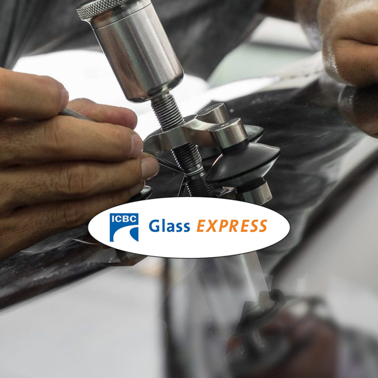 Everything You Need To Know About Auto Glass Claims - Splashes Auto Care